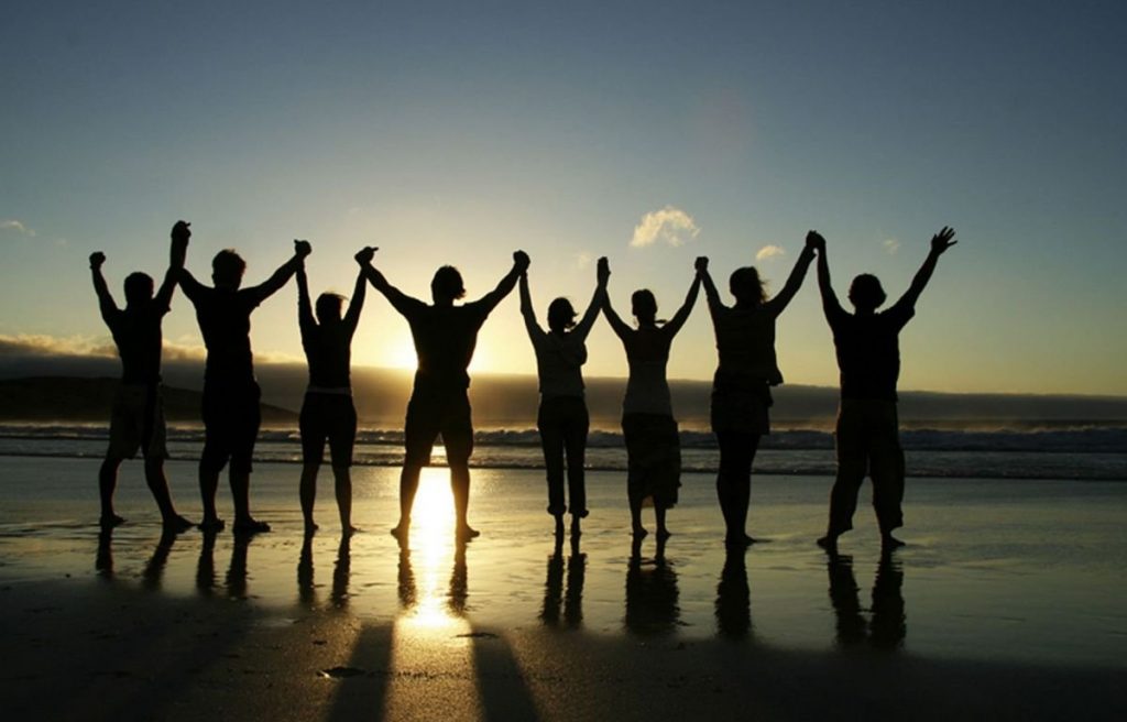 Las 7 mejores dinámicas de team building【2026】