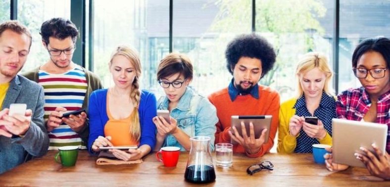 Las 10 plataformas más populares para hacer amigos online【2025】